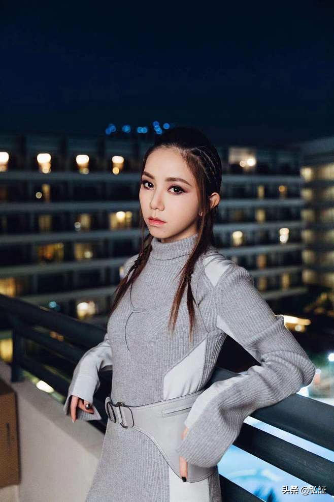 GEM Deng Ziqi, a small man with a baby face can burst out with infinite ...