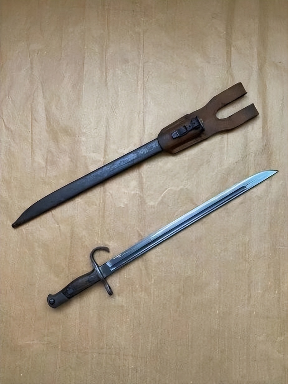 The brave man wins when they meet on a narrow road - the legend of the ...