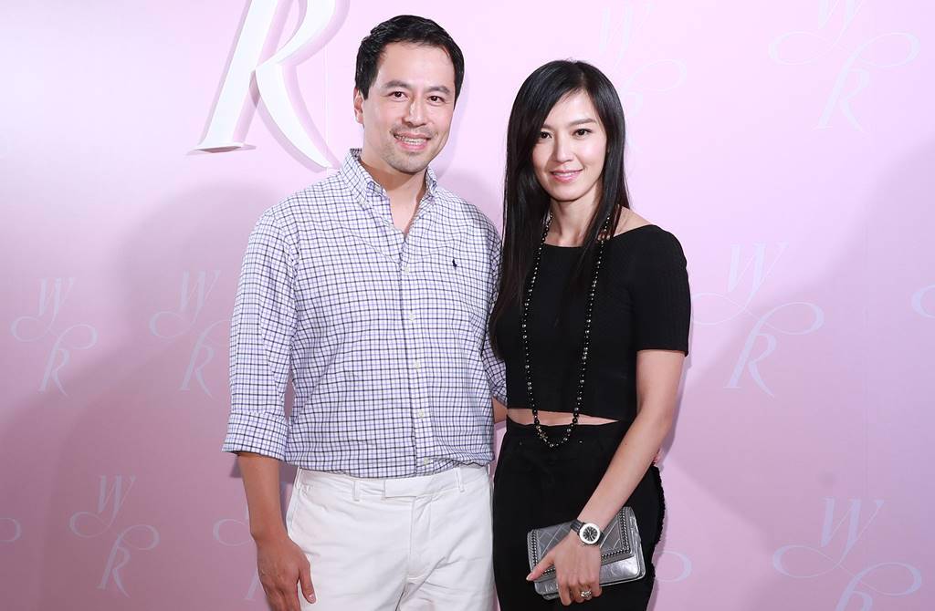 47-year-old Lin Xilei sits on the beach and writes her thoughts. The ...