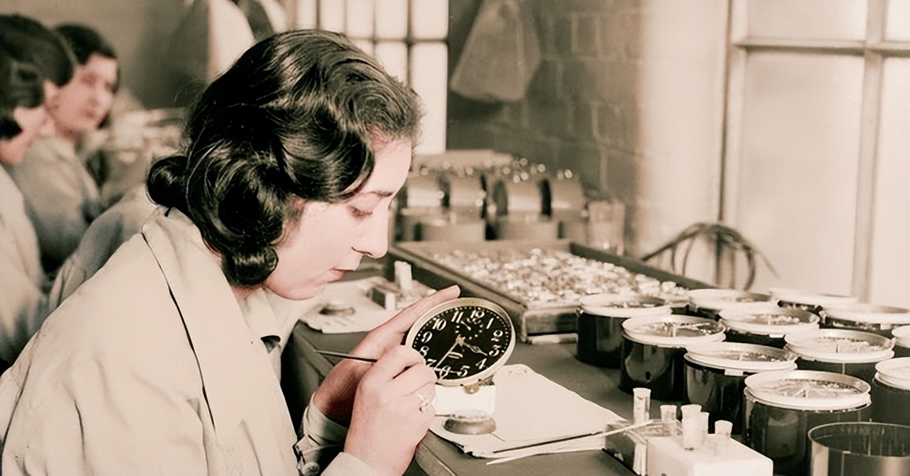 After the rich Americans in history drank the radioactive substance ...