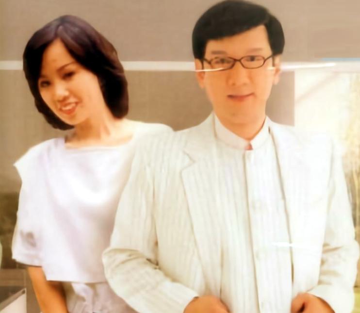 Famous singer Lin Shurong recently moved to the mainland to do business ...