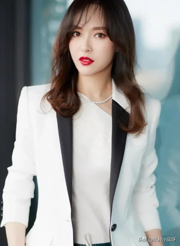 Share the picture—Tang Yan, the goddess of temperament, stunning photo ...