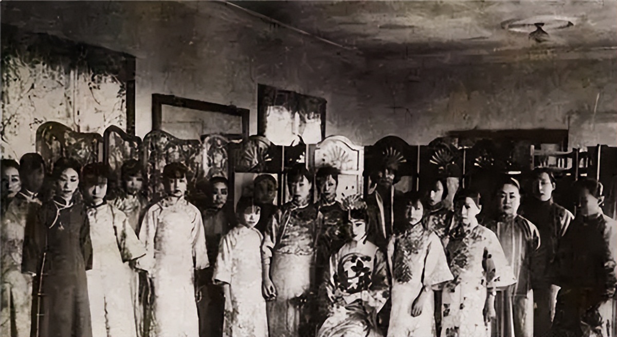 The lover of the last empress Wanrong made a fortune with the 400 ...