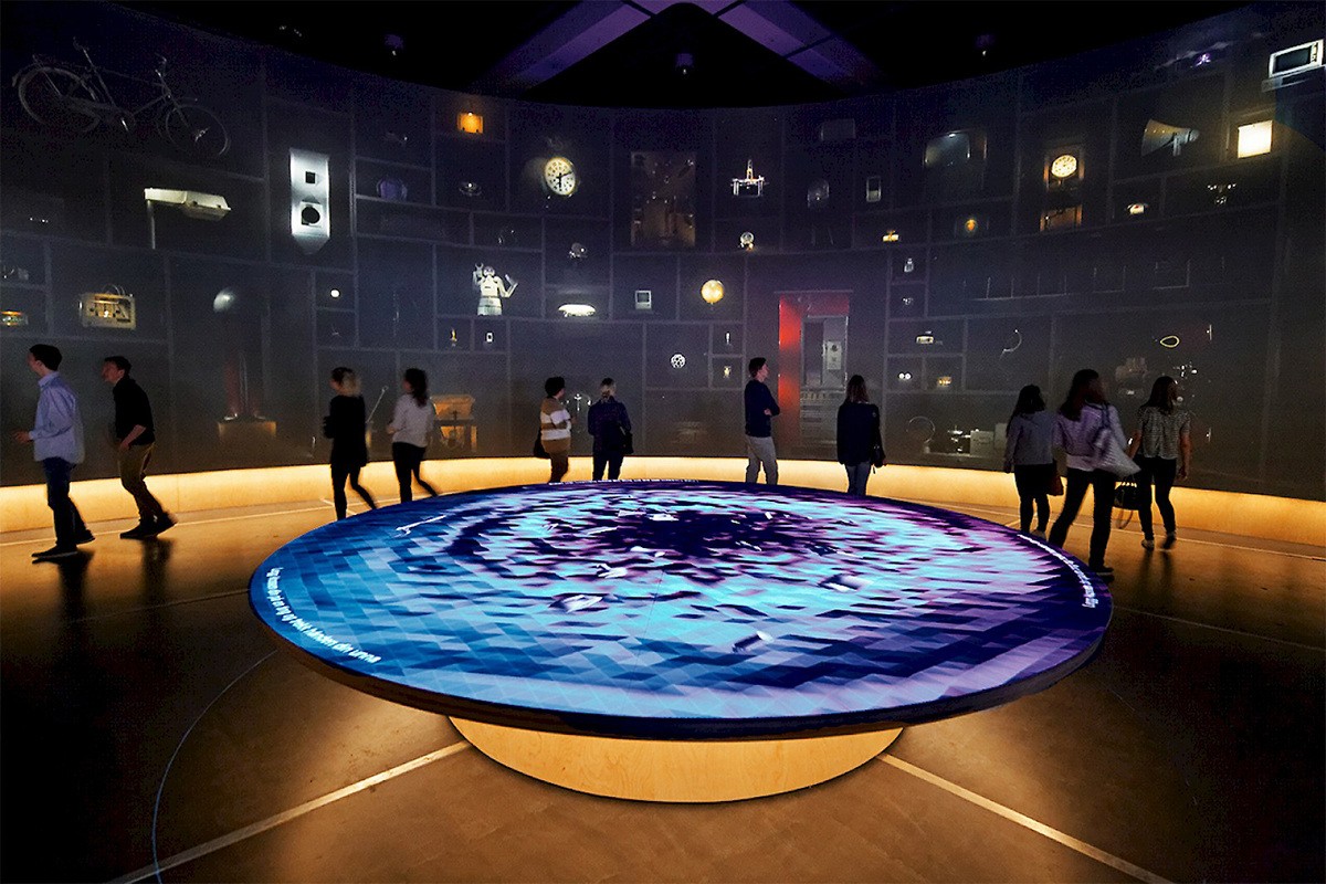 Internet of Things - Human-Computer Interaction - iNEWS