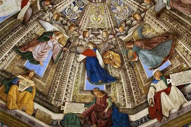 What method is used to embody the religious spirit of Russian medieval ...
