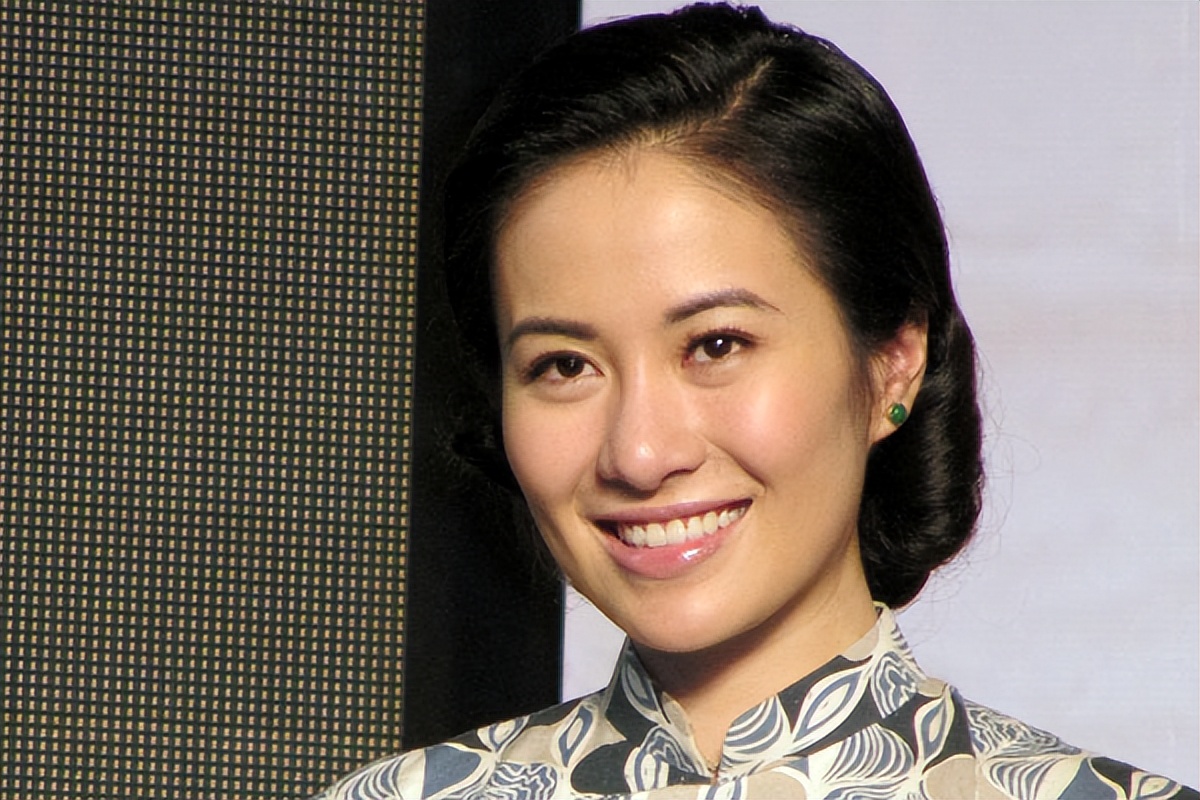 "Ms. Qiao Guo", broadcast on CCTV 8, starring Michelle Ye and Ren Zhong ...