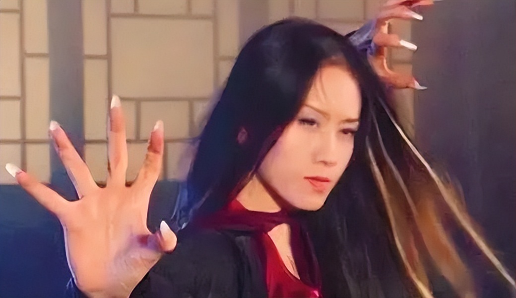 64-year-old Yang Liping is still rebellious - iNEWS