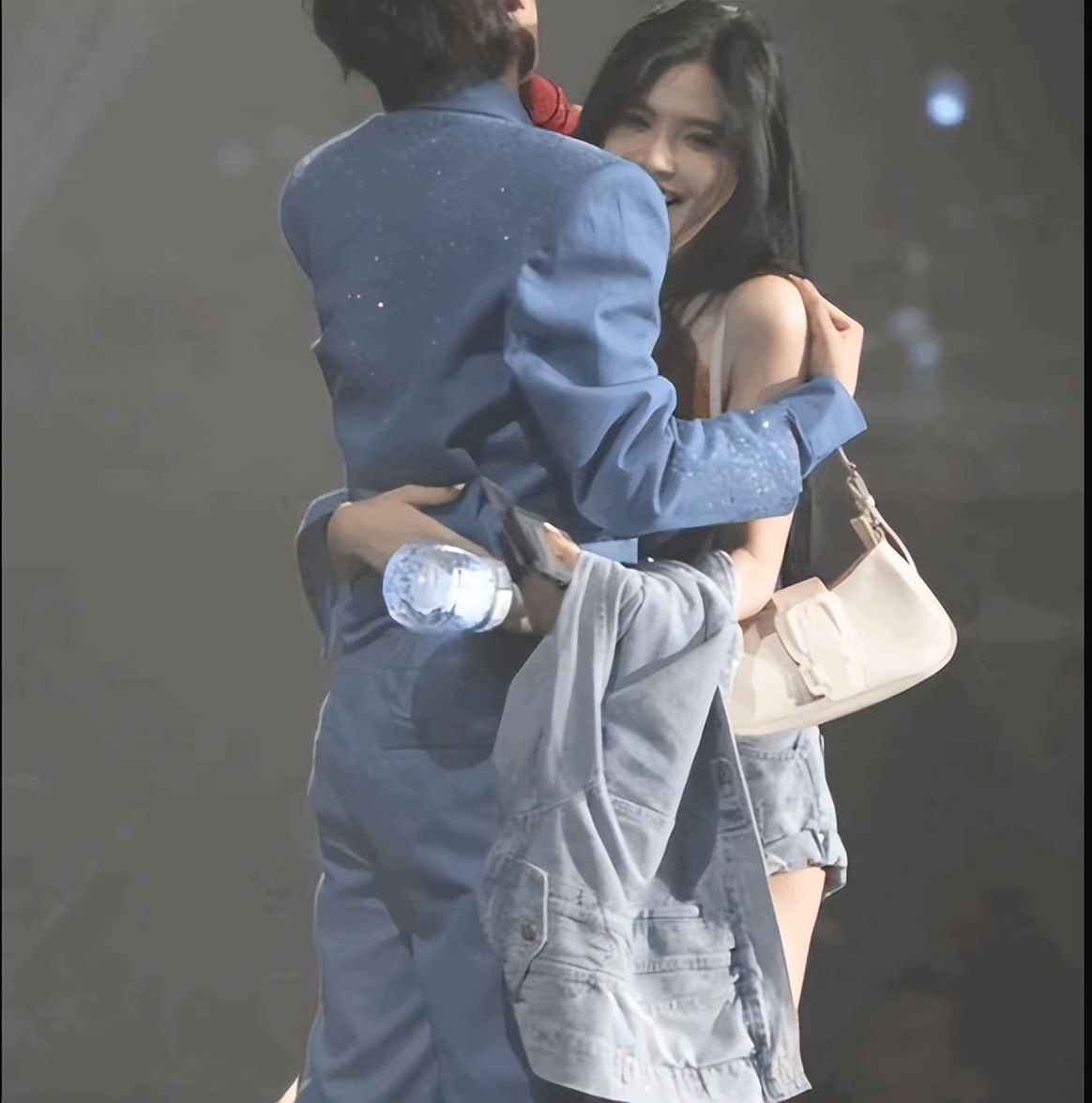 Cai Xukun was revealed to have a one-night stand, and the woman had an abortion after she became ...