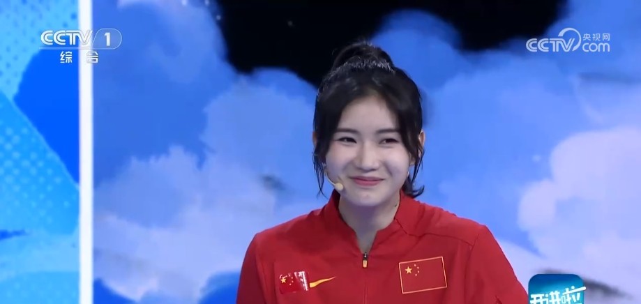 Xia Si Ning appeared on CCTV1! Sa Beining exclaimed: So pretty! 21-year ...