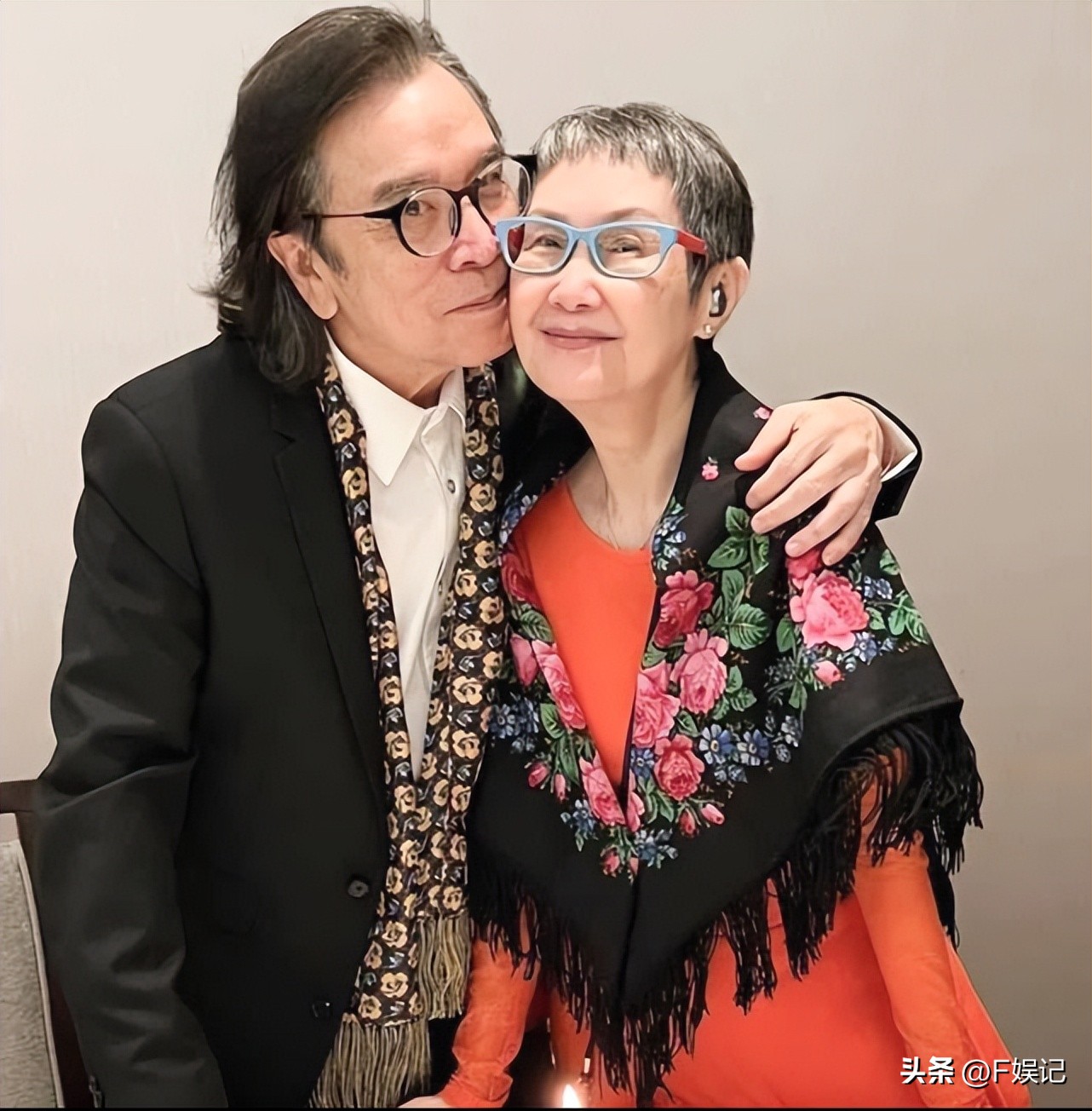 Mrs. David Jiang's birthday, three generations in the same house, happy ...