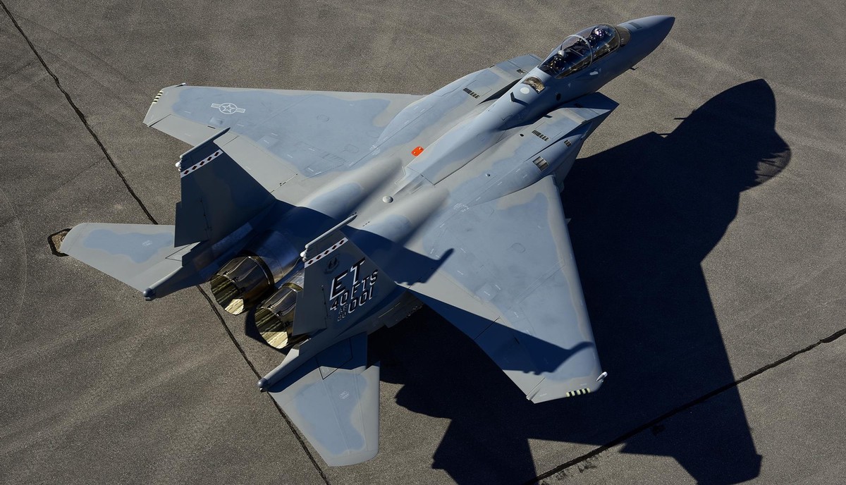 F15EX abandons the conformal fuel tank, the pilot is overjoyed by the ...