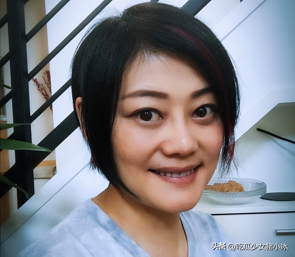 Singer He Jing supports Wang Xiaofei, and the big S bullies others. Is it to rub the heat or ...