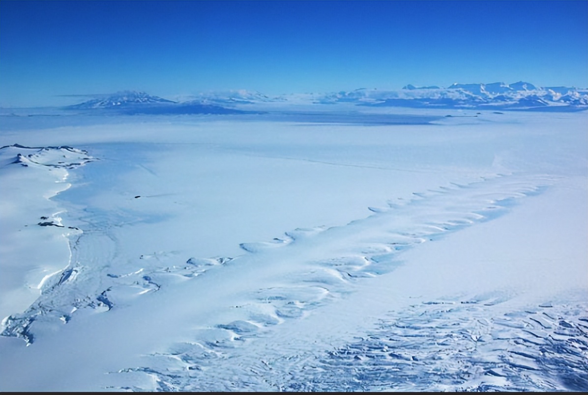 Antarctica's giant ice shelf, the size of France, is now melting - iMedia