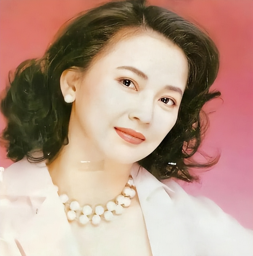 Why did Hu Huizhong, who was infatuated with Tang Chongsheng, the boss ...