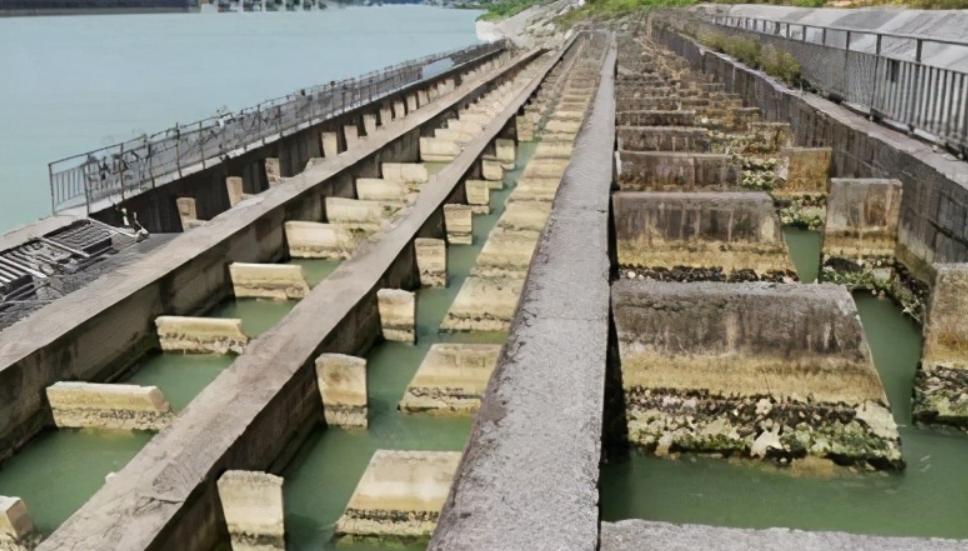 The new concept of fish migration and spawning, the "fishway" specially ...