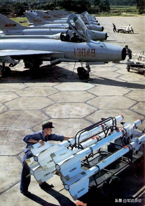 In 2023, more than 200 J-7s will be retired at an accelerated pace, and ...