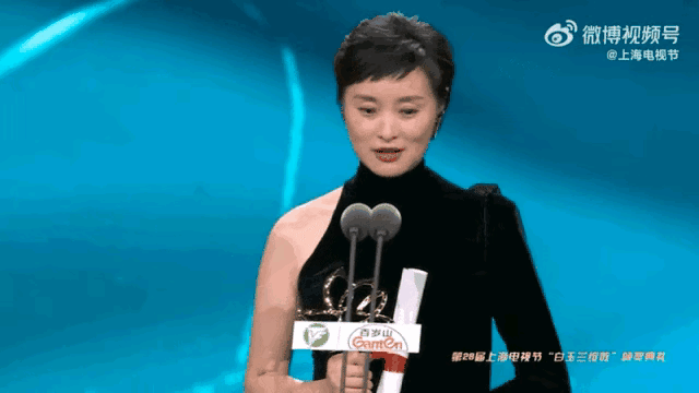 After Zhao Liying's failure in Magnolia, she turned around and became ...