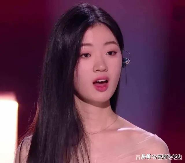 Sexy goddess Shan Yichun - iNEWS