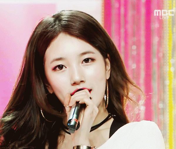 She has been popular for 12 years since she debuted for 12 years, and ...