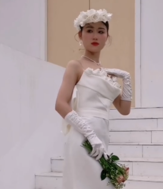 Pregnancy out of wedlock?Chen Meng looked greasy and disgusting, and ...