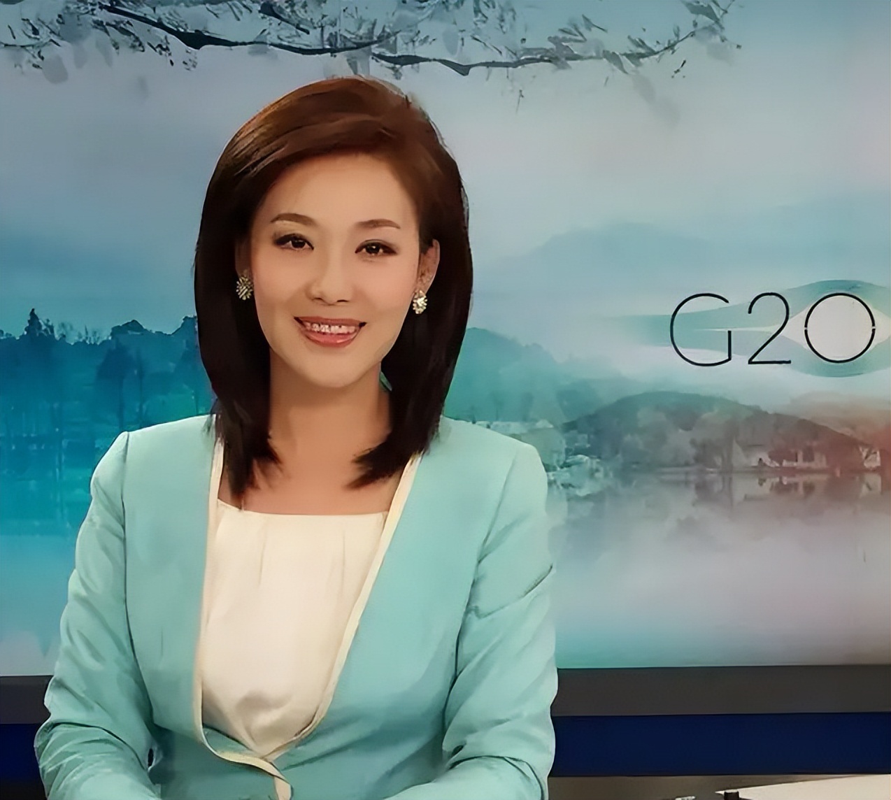 CCTV beauty anchor, married to outsiders, 37-year-old low-key mother ...