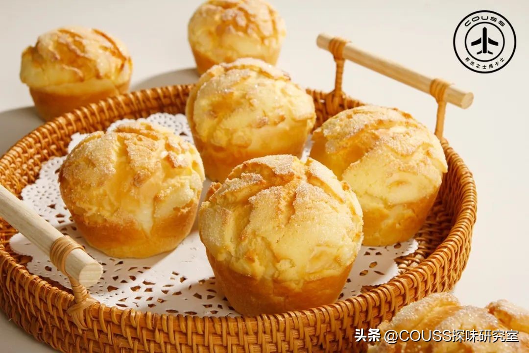 Crispy and delicious mini pineapple buns, one bite, how many can you ...