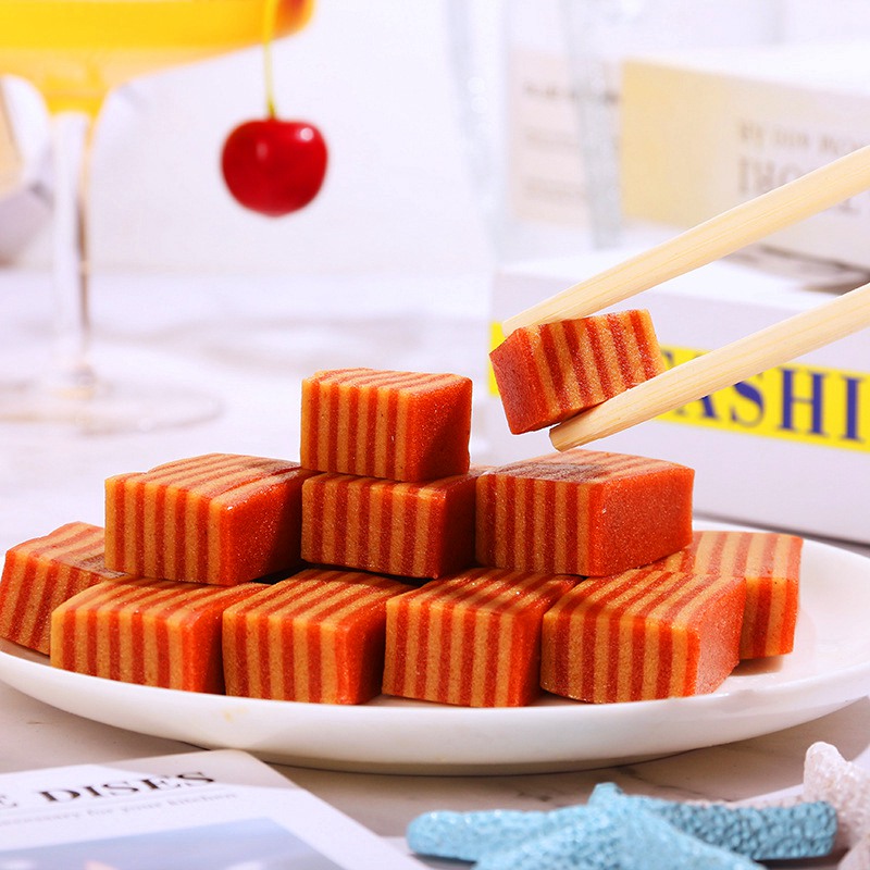 Sweet and sour hawthorn cake, rich in fruit flavor and delicate taste ...