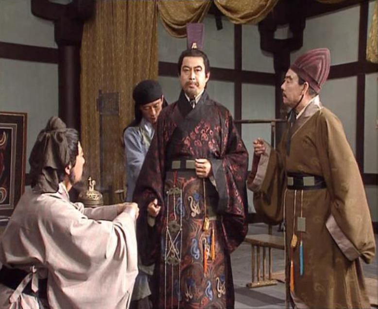 He is a fierce general that Zhuge Liang missed. He fought fiercely against Wei Yan in Yizhou ...