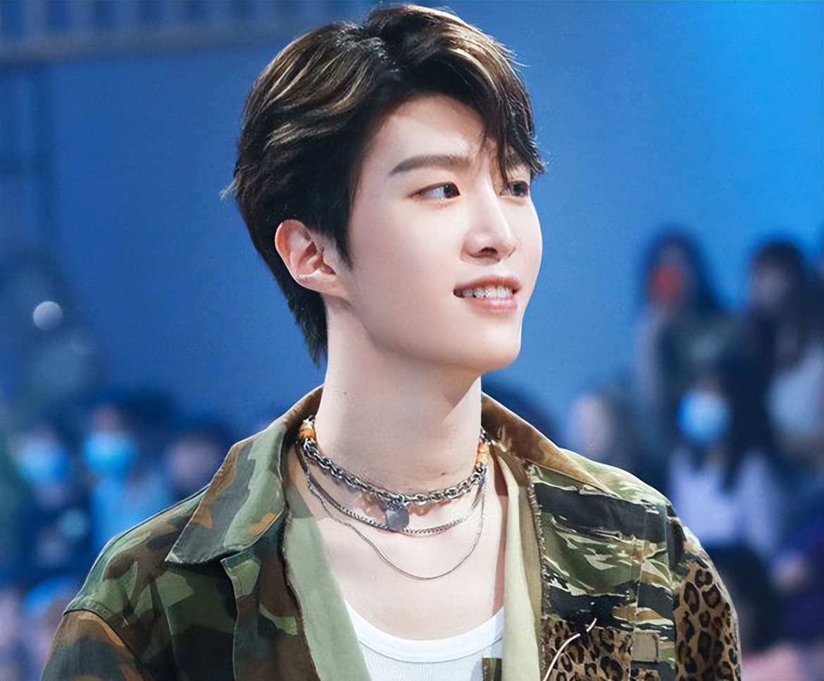 Fan Chengcheng was ridiculed by Ma Boqian when he dipped in vegetable ...