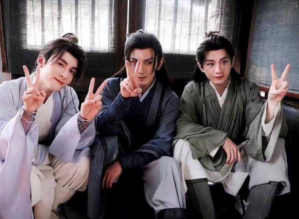 Douban 8.1 points! Cheng Yi's "Lotus Flower House" ended with a great ...