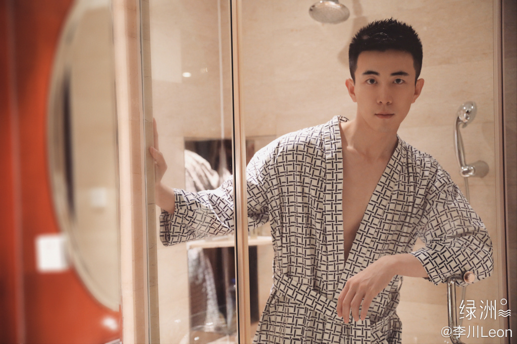 Li Chuan: "Lou Yixiao" boyfriend?From host to actor, participated in ...