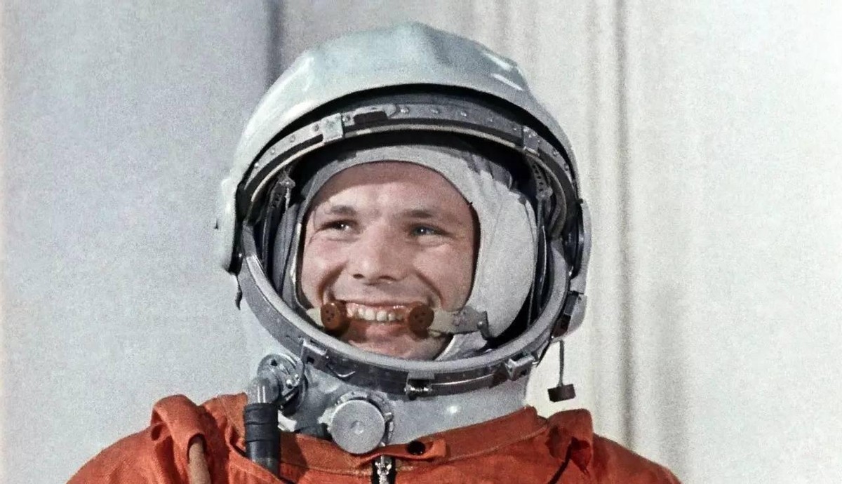 Yang Liwei heard a "knocking on the window" sound when he entered space ...