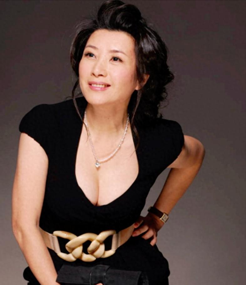 Famous actor Wang Jing: beautiful, low-key and unassuming, pursuing an ordinary life - iMedia