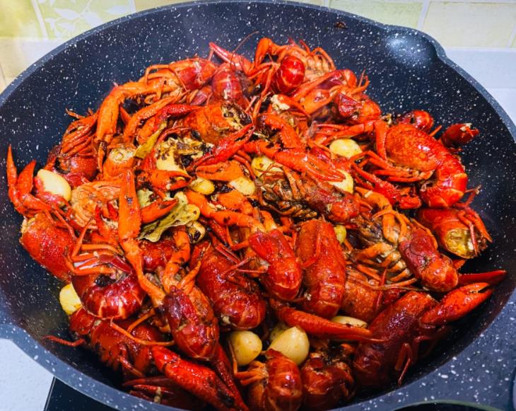 Tips for making crayfish: the meat is firm and tastes good, making you ...