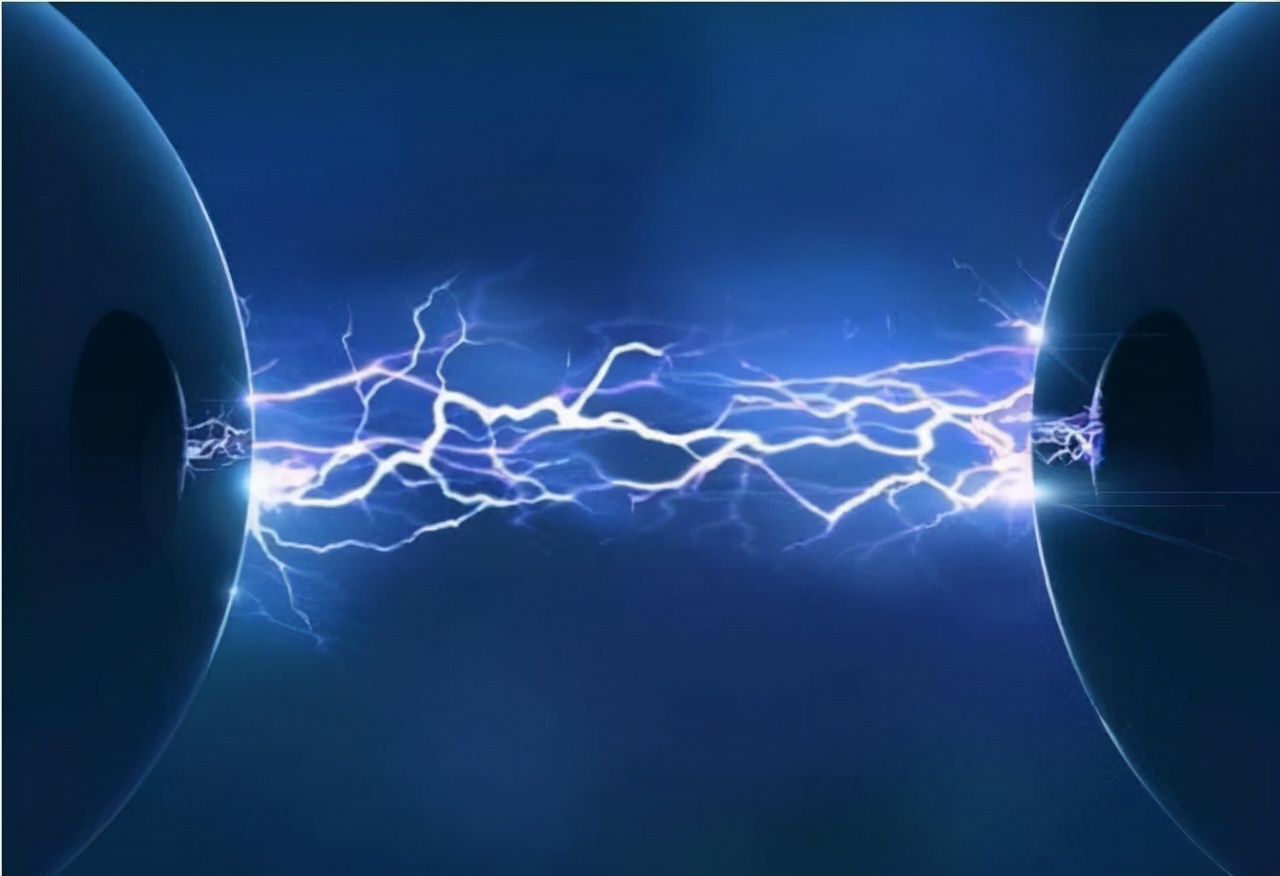 4 reasons will make you a "charged physique". There is constant static ...