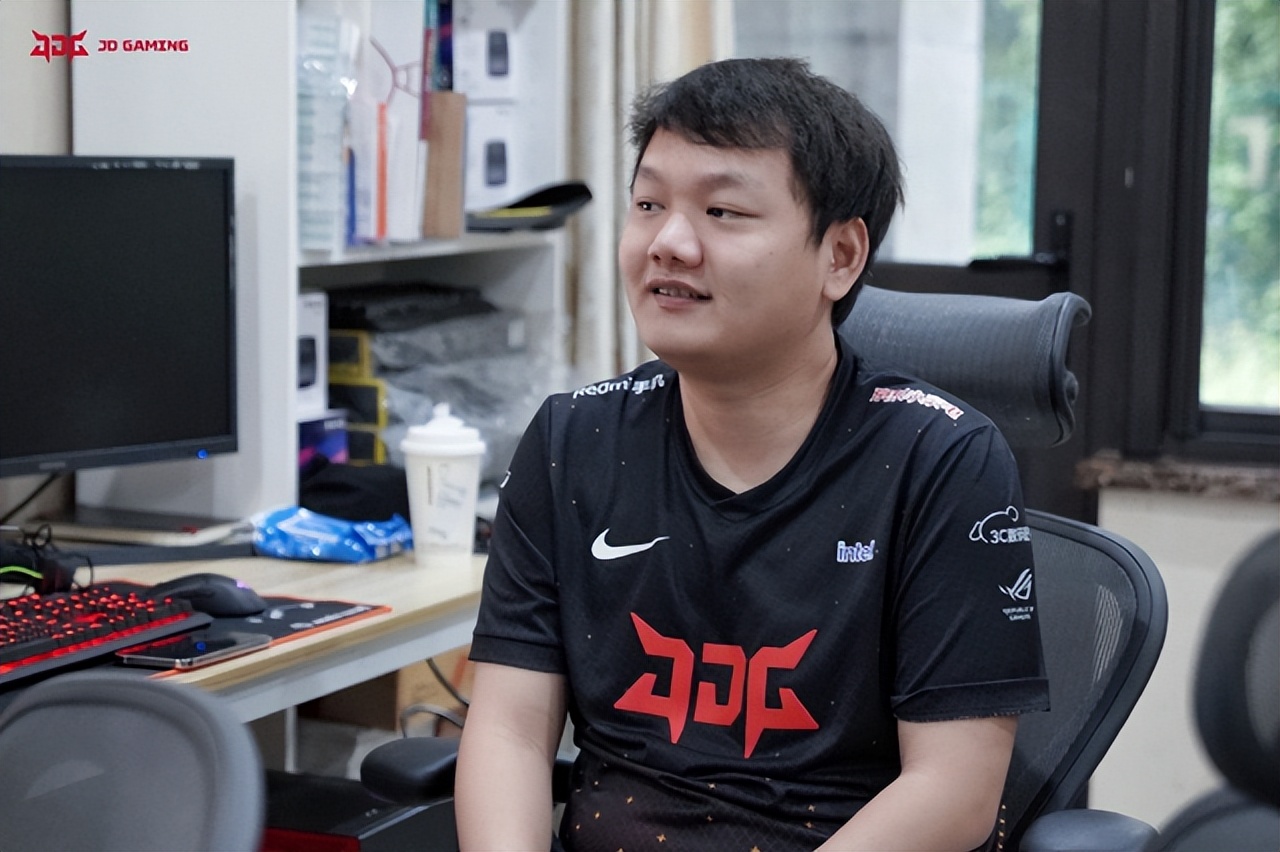 Crystal Brother Rui commented on Yagao: If Yagao had gone early, he would be the absolute core ...