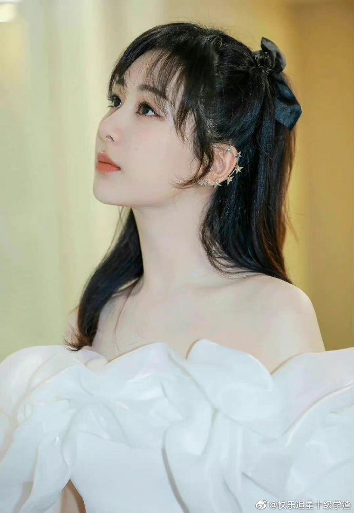 10.30 Drama: Song Qian, Yang Zi, Wu Lei, Zhang Wanyi, Luo Yunxi, Chen Feiyu, Ren Jialun, Xiao ...