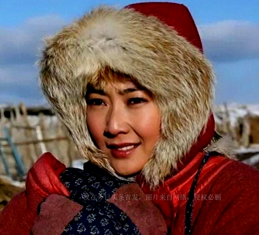 Actor Asru: Married to the paralyzed Gu Zhixin, and gave birth to two ...