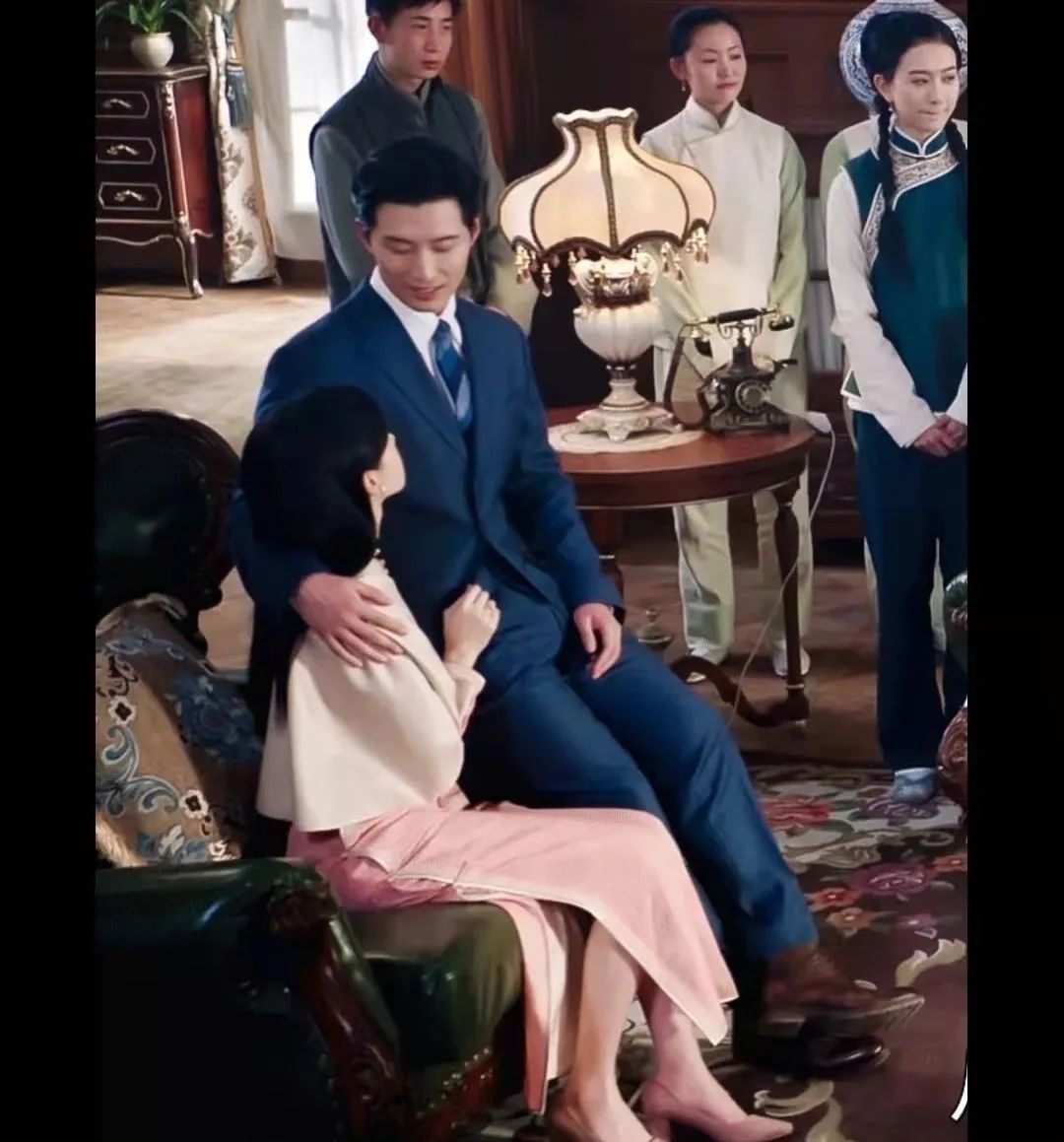 He Chaolian's best friend praised Dou Xiao as handsome and muscular ...