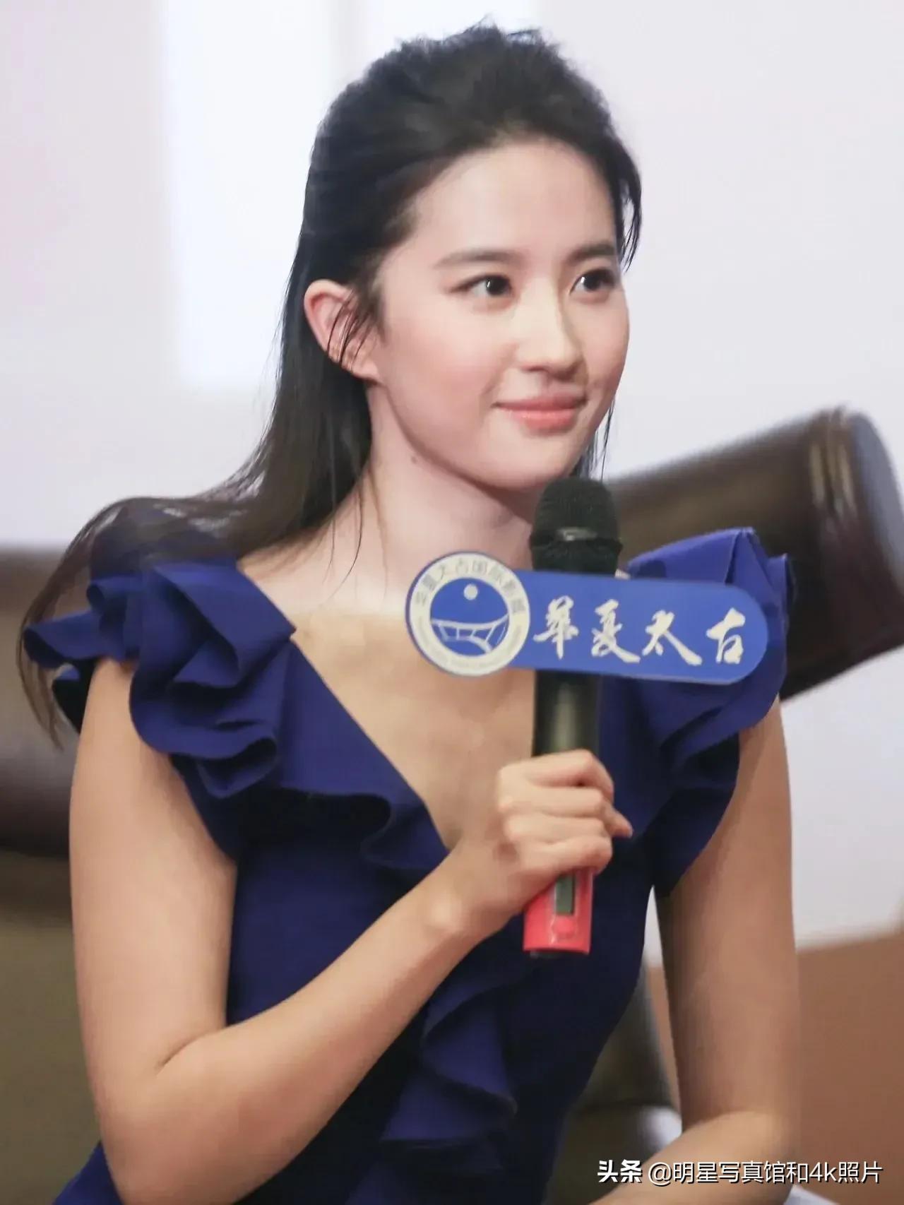 Beautiful Liu Yifei, purple deep V skirt - iNEWS