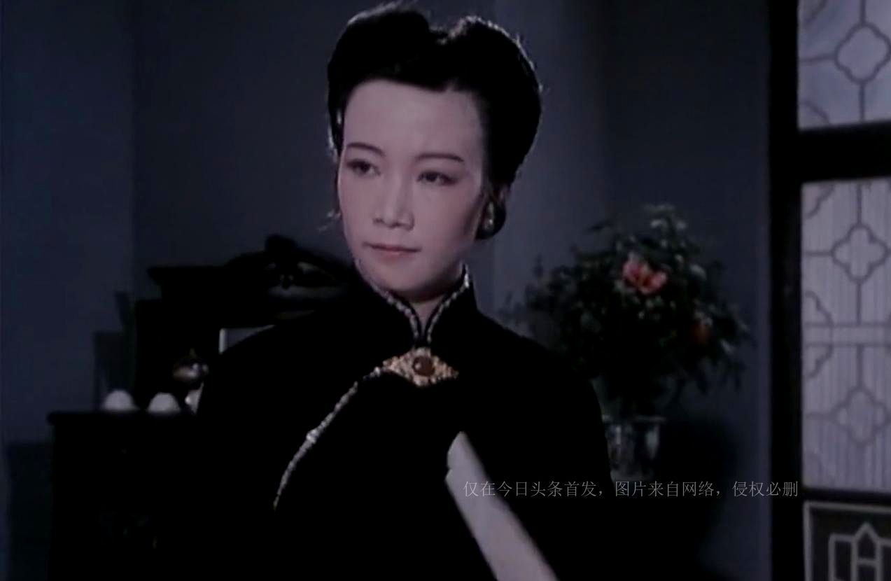 Nearly 50 actors who played Soong Ching Ling can be said to have ...