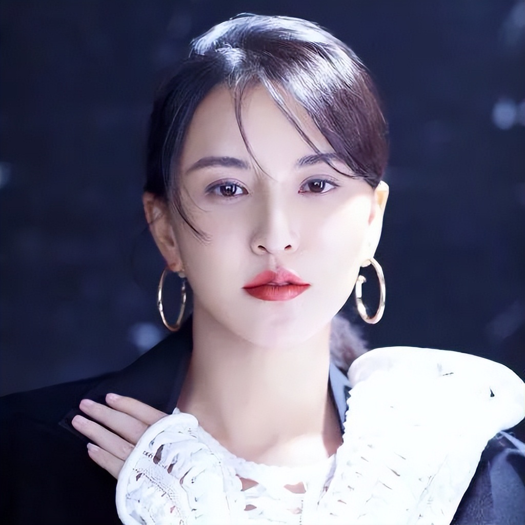 Ouyang Nana, Cheng Yi Yu Shuxin, Big S, Xie Na Zhao Liying, Mo Xiaoqi - iNEWS