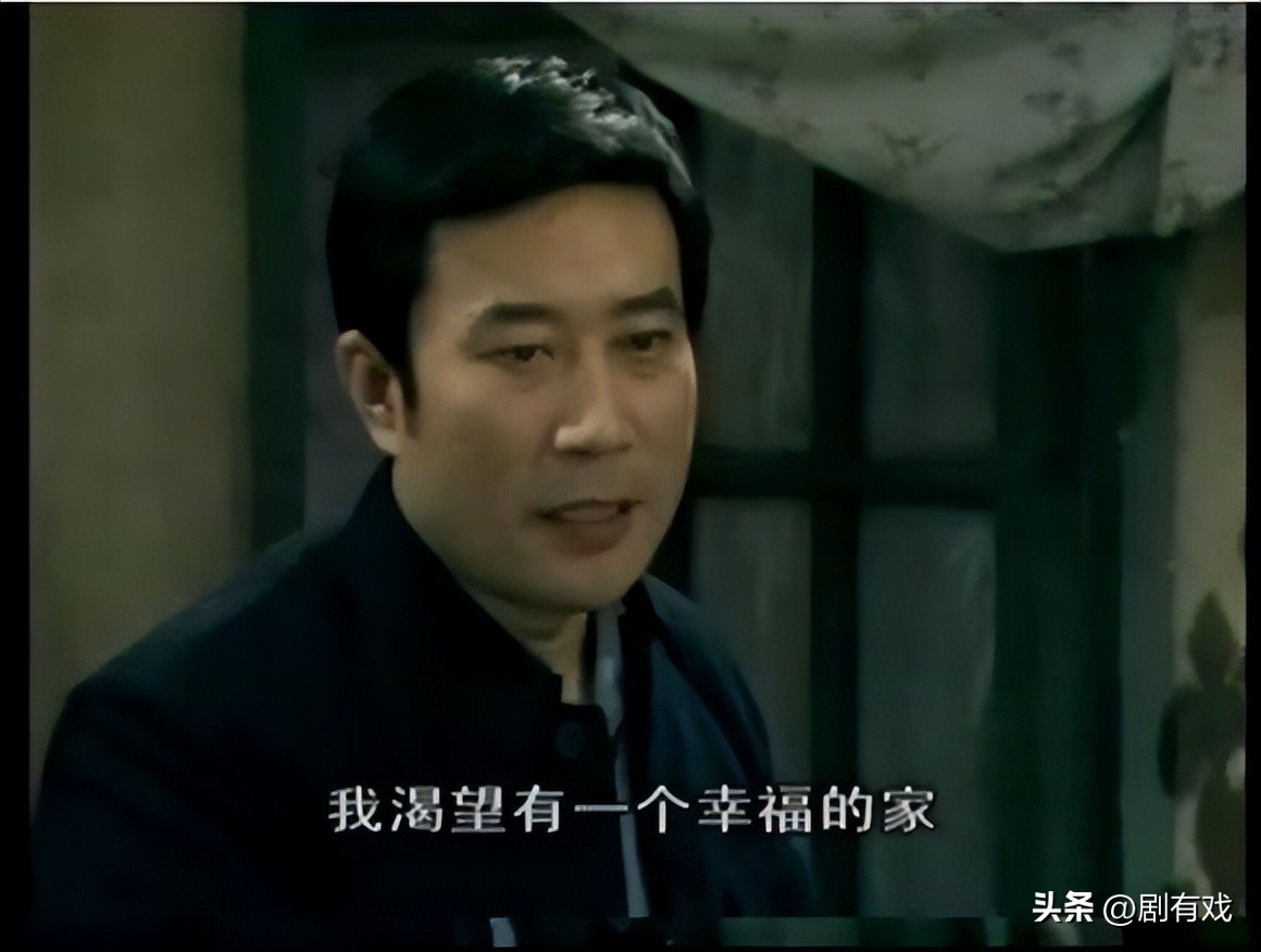 Become famous at the same time, one became a respected artist, the ...