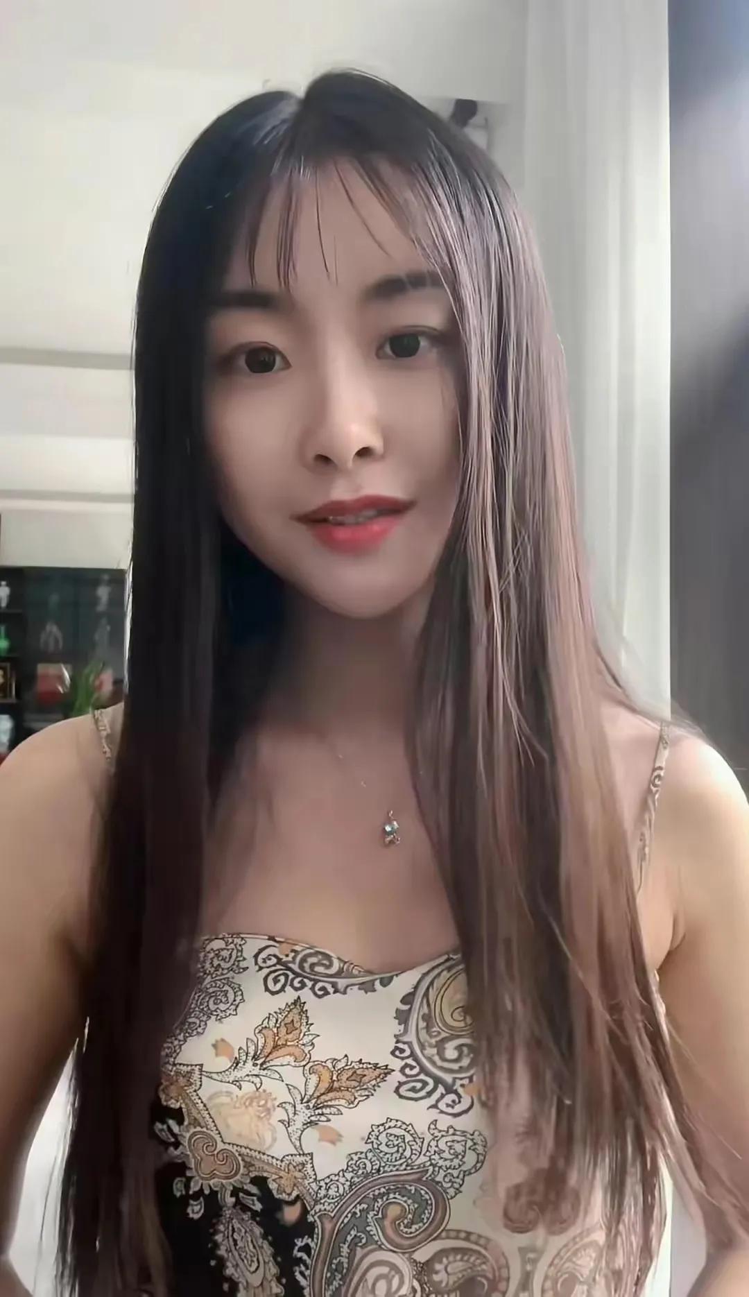 Actress Lu Yun cried bitterly late at night and said that she was tricked by the director and ...