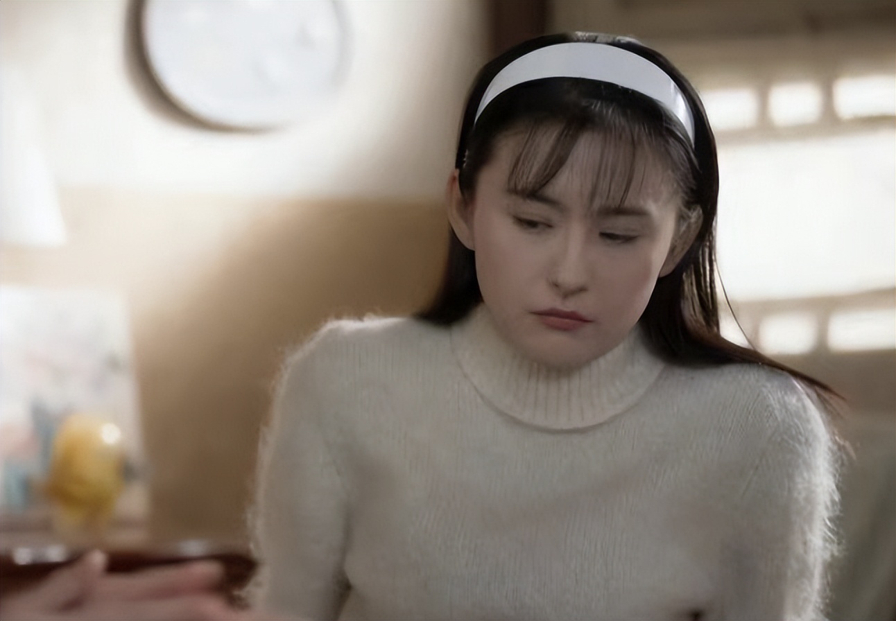 CCTV's eight episodes of "Love is full of nine bends", I escaped Reyiza, but I was amazed by the ...