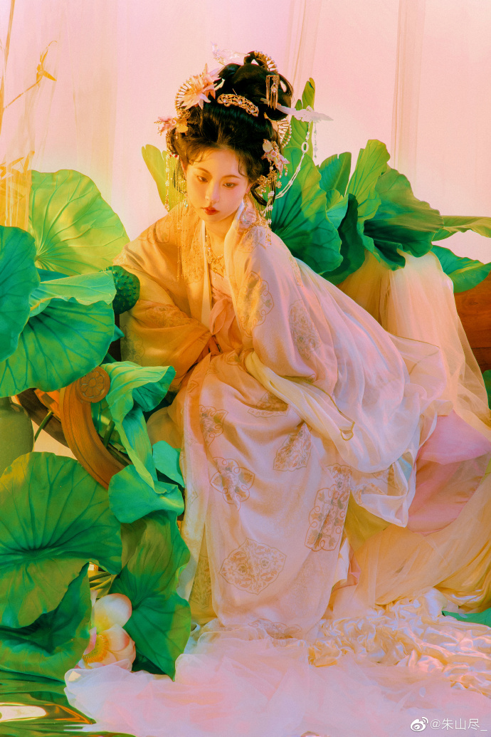 Zhu Dunru, the "Ci Jun" in the Song Dynasty, is as pure and crazy as a ...
