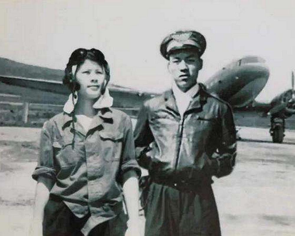 In 1981, the second lieutenant pilot of the Vietnamese Army brought 9 ...