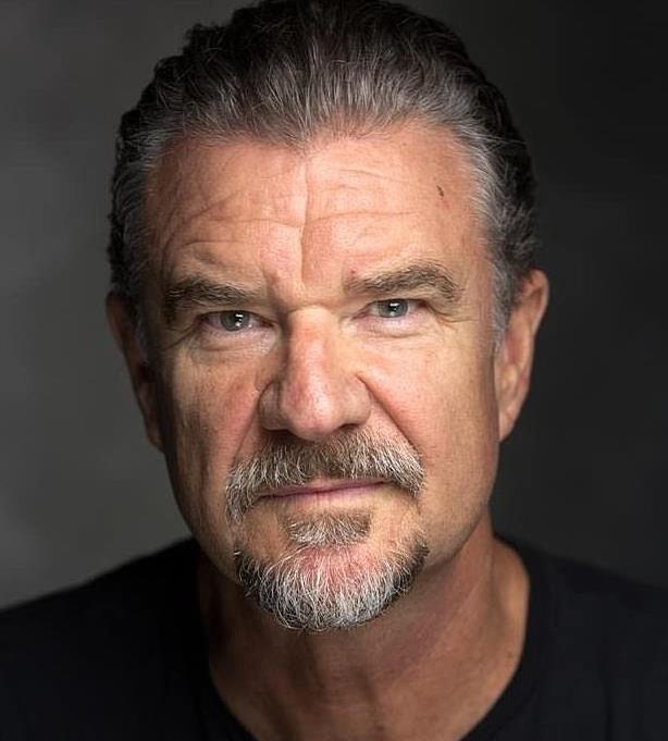 Actor Peter Hardy drowned while snorkeling at the beach at the age of ...