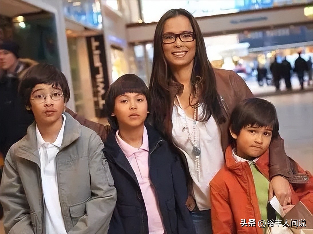 Ye Qing back! After 33 years, Wei Wei sang "Asian Heroes" again after a ...