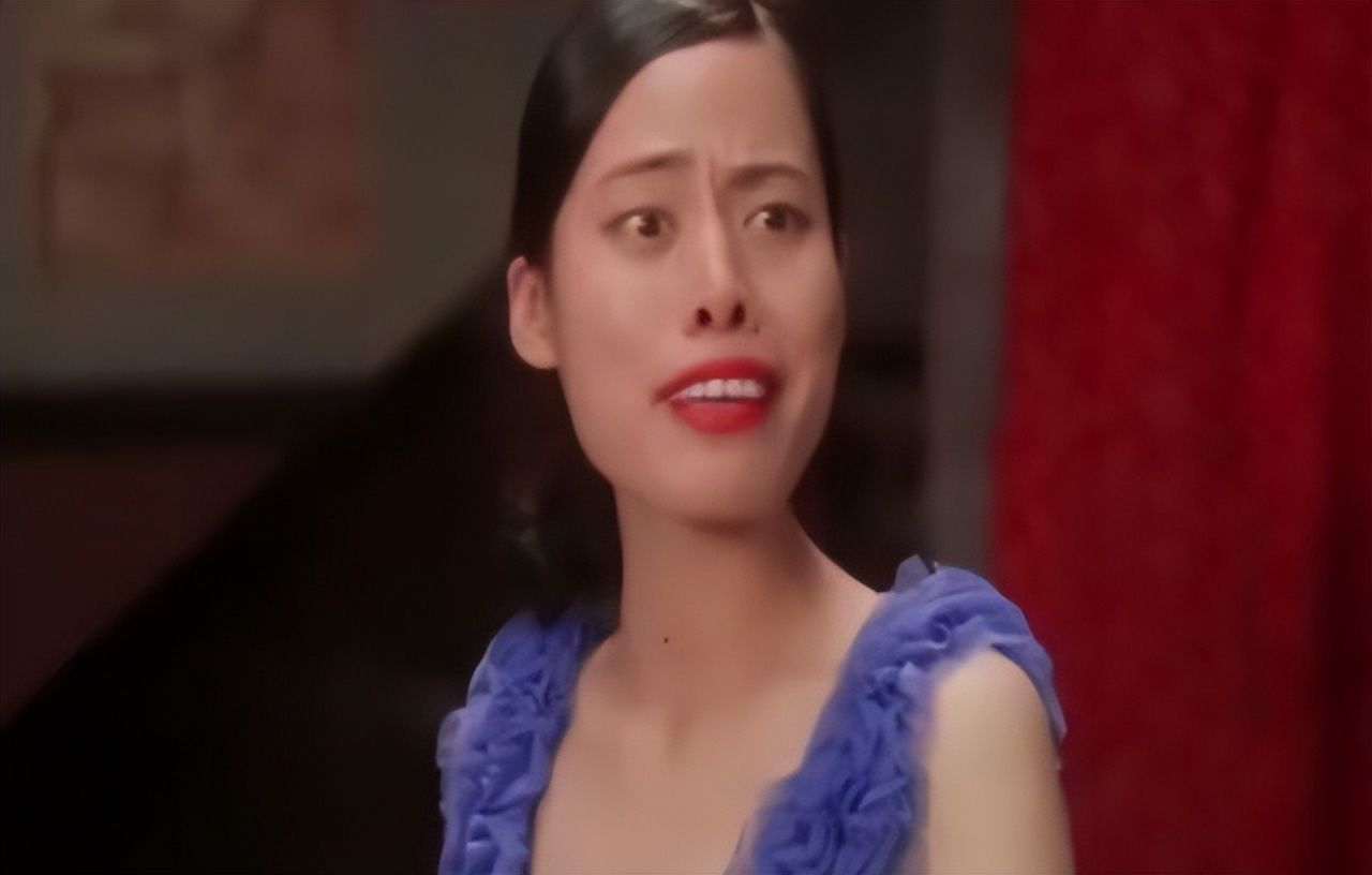 Remember the ugly girl "Buck Tooth Zhen" in "Kung Fu"?The ...